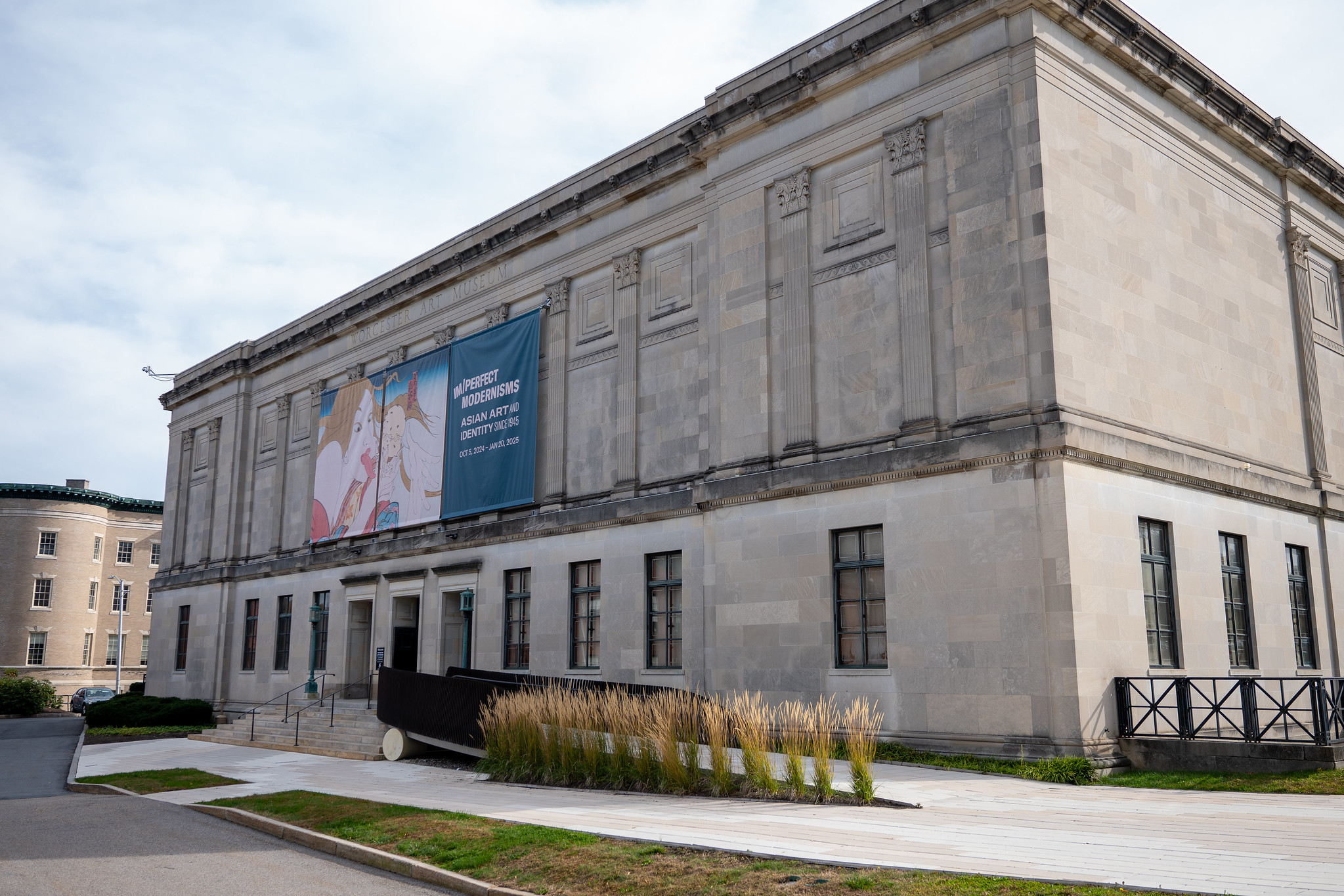Worcester Art Museum Elects Kent dur Russell as New Board President and ...